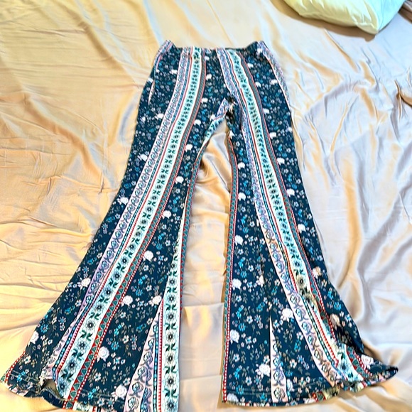 SHEIN | Pants & Jumpsuits | Patterned Flare Pants Size Small | Poshmark